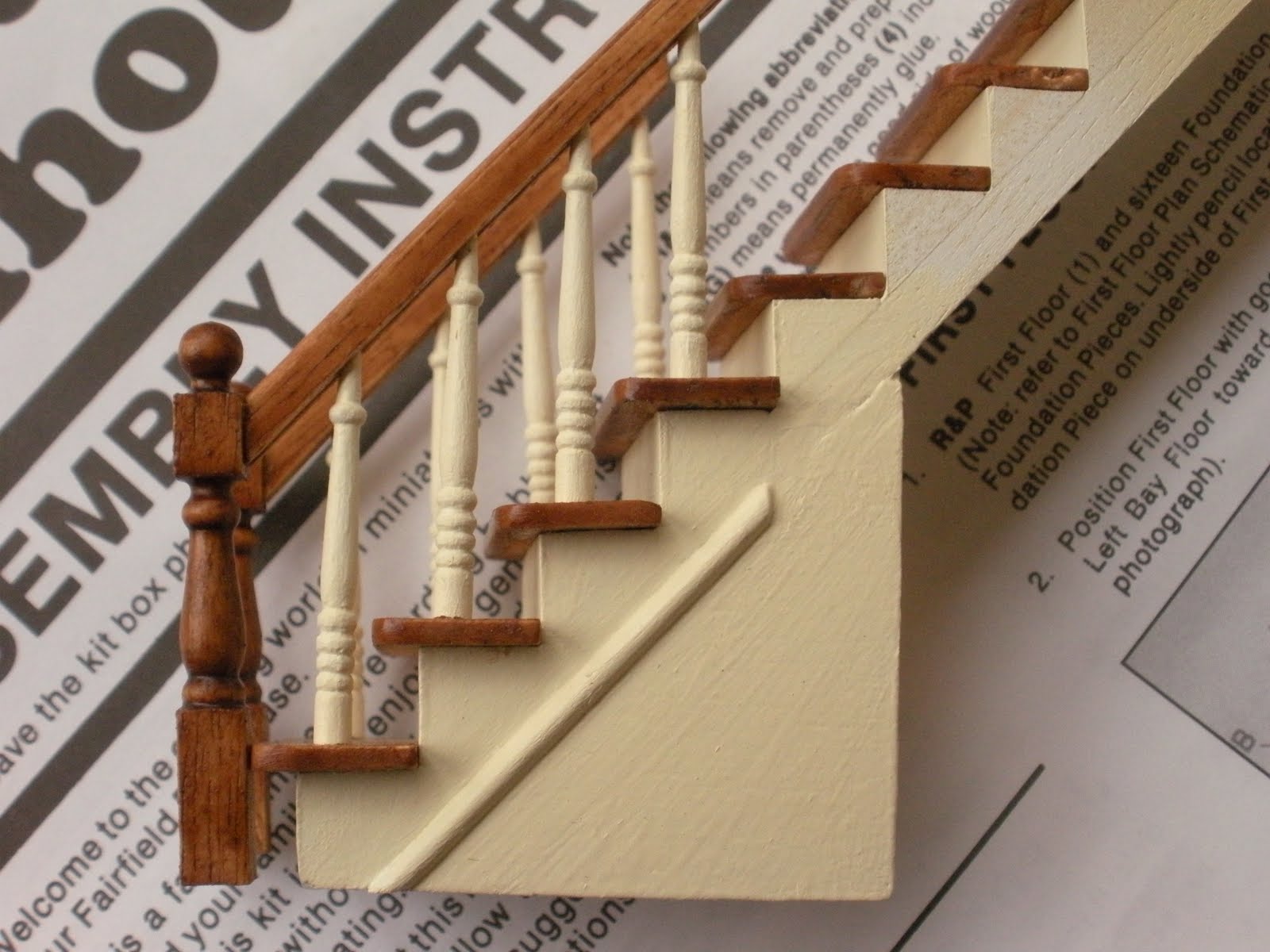 Victorian Half Scale Fairfield Dollhouse: Modifed Staircase