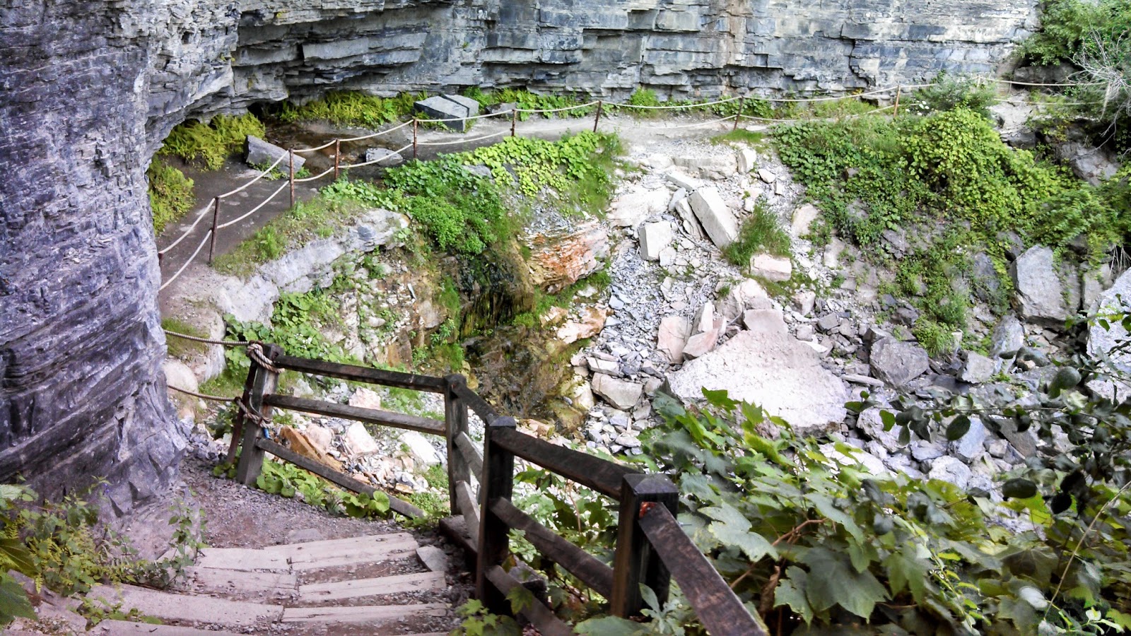 Northeast Adventures: Indian Ladder 15K Trail Race Photoshoot