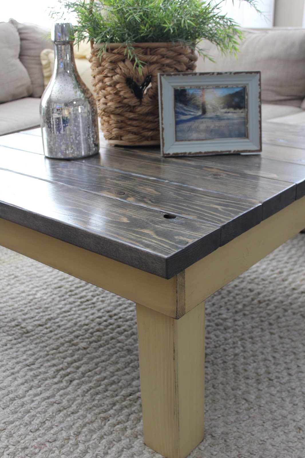 Cottage Charm Farmhouse Collection: Chunky Coffee Table