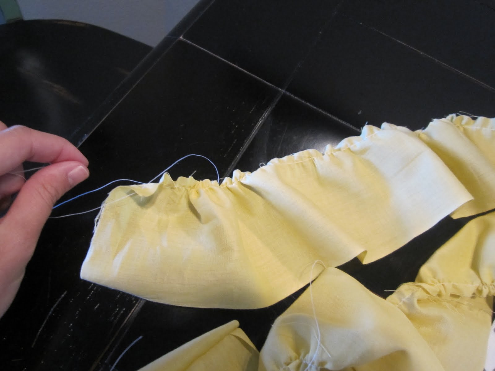 beck-a-boo: Waist Apron Tutorial