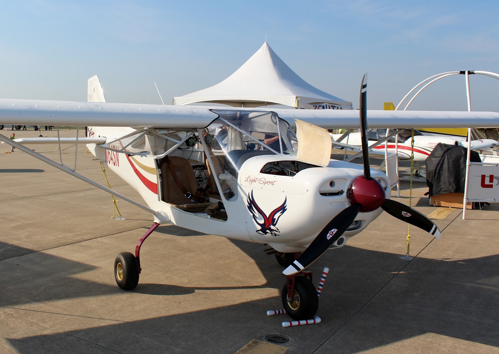 The Aero Experience: Variety of Light Sport Aircraft Displayed at Plane ...