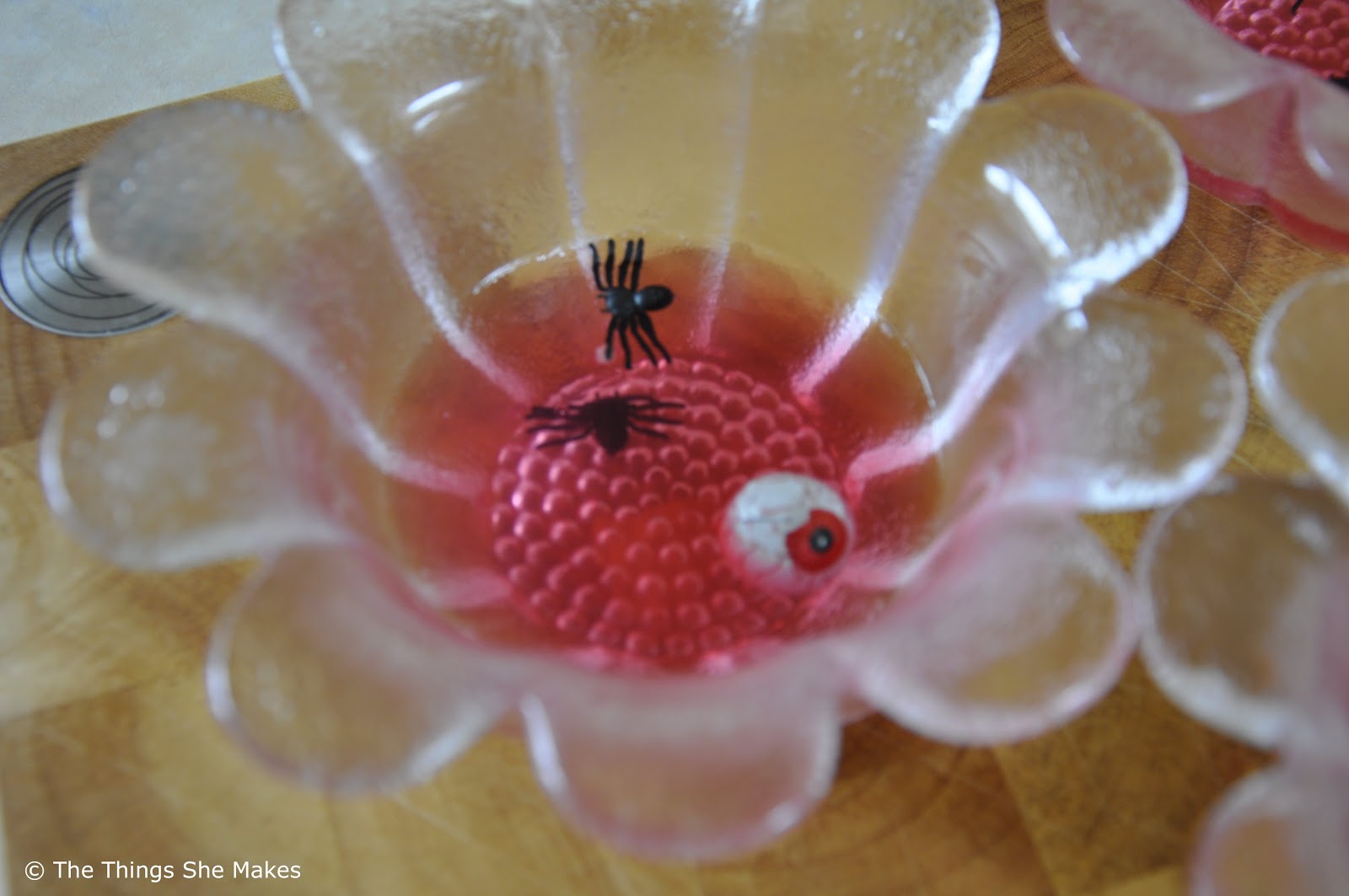 Creepy Crawly Jelly | The Things She Makes