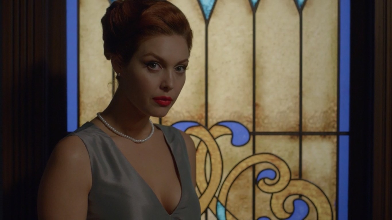 Cool movie screenshots: Alaina Huffman as Abaddon in Supernatural