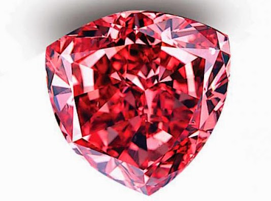 El Arte de la Orfebrería y Joyería : El diamante rojo