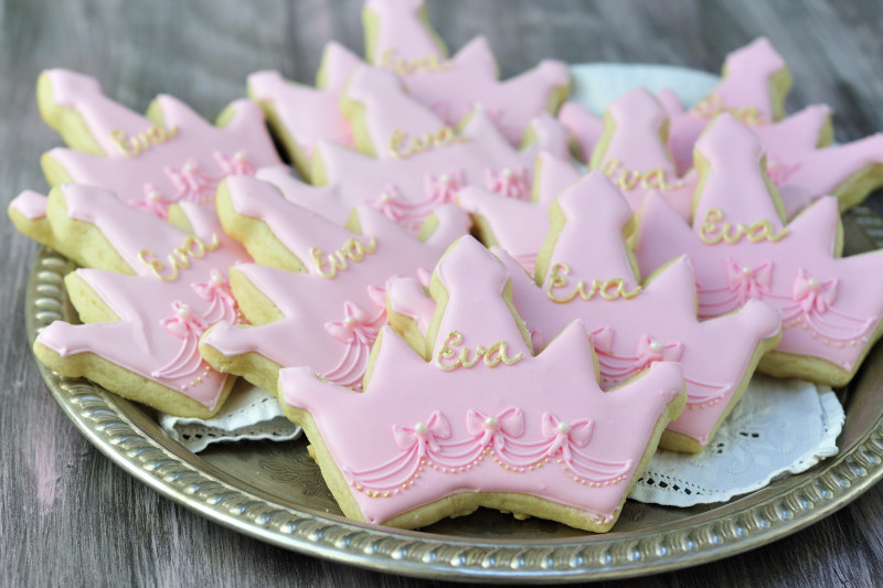Haniela's: Princess Crown Cookies