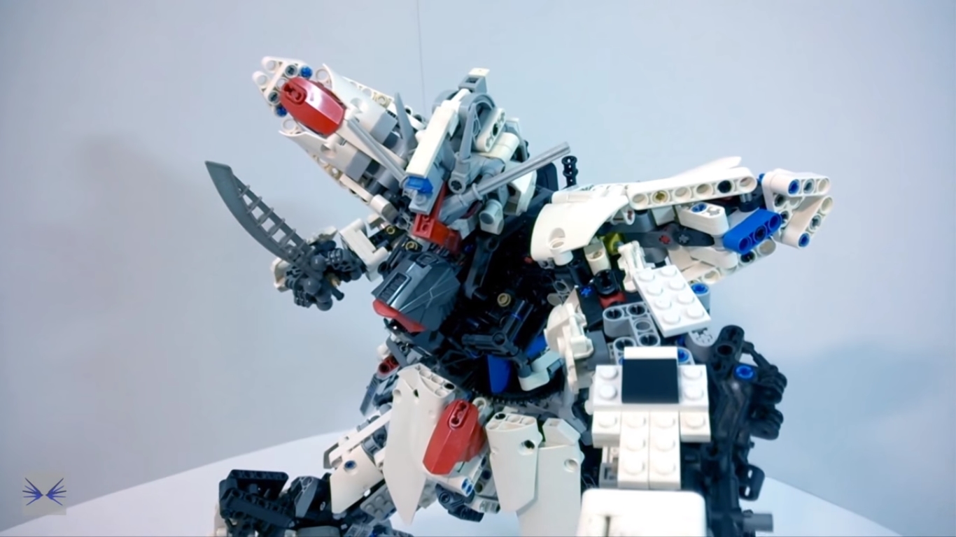 Stunning LEGO [MOC] Freedom Gundam by Demon 1408 / Vinh Luu