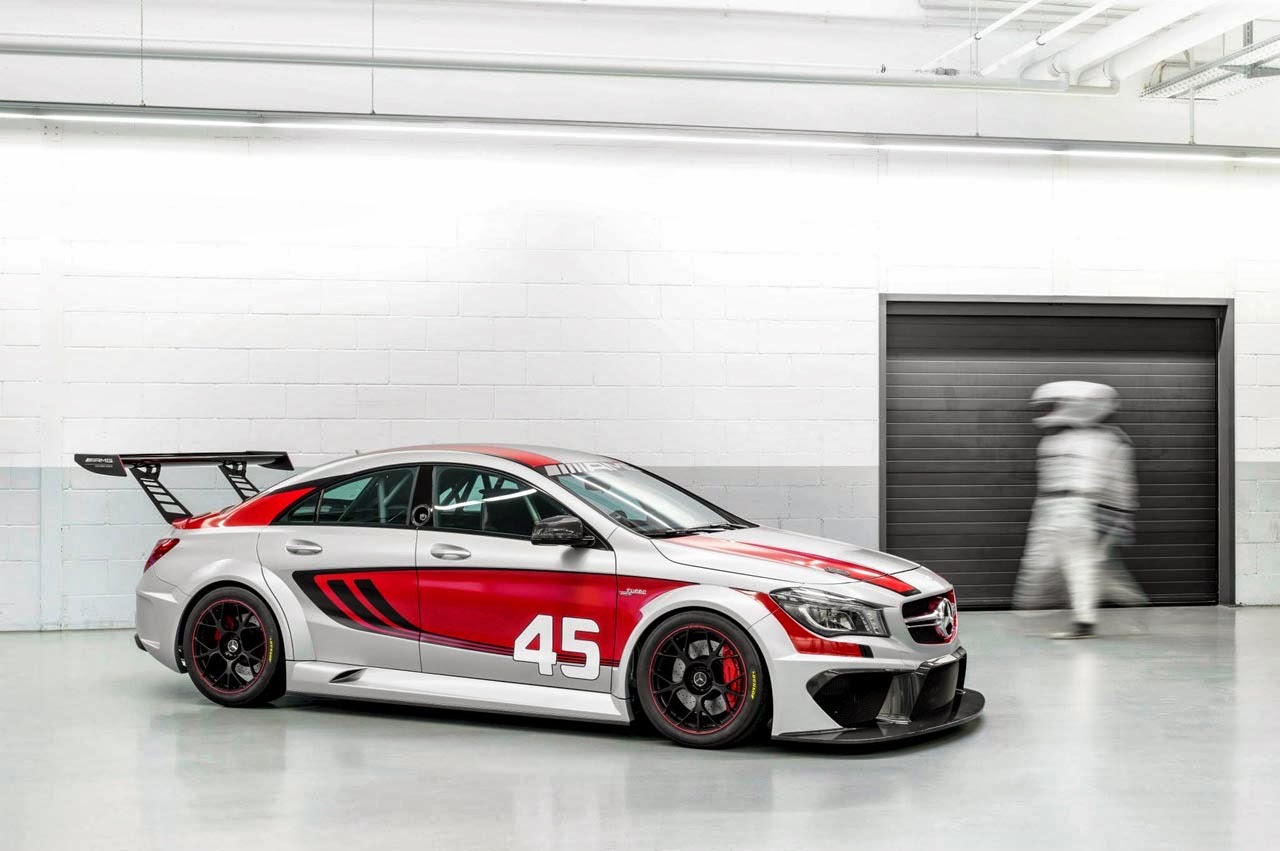 2013 Mercedes-Benz CLA45 AMG Racing Series