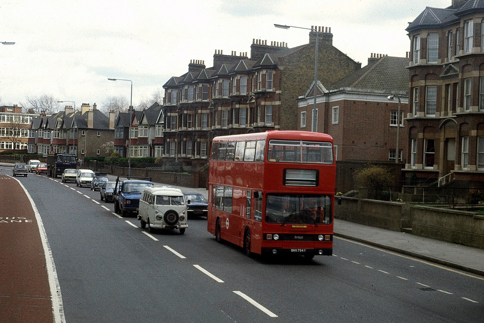 Openbaar Vervoer Wereldwijd: London Transport in 1983
