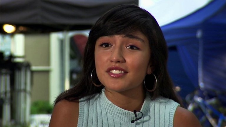 Hello USA: mia xitlali