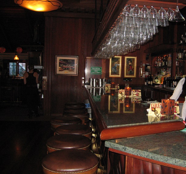 J & J's Santa Cruz Happy Hour Buzz: Shadowbrook