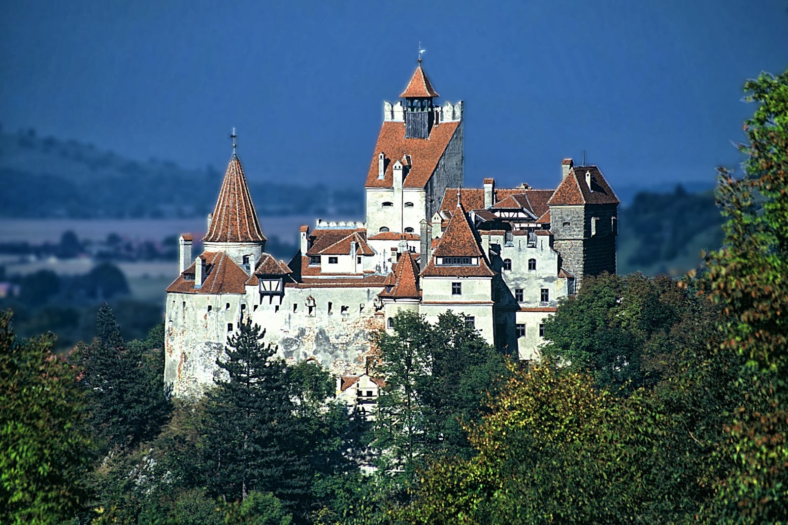 The Beauty Of Romania: Bran Castle-Dracula