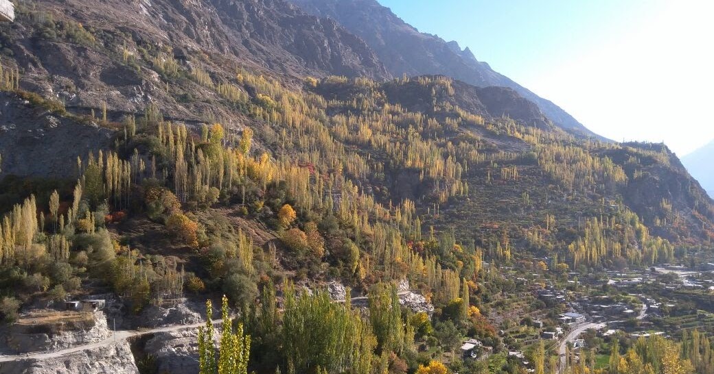 Gilgit-Baltistan: AUTUMN COLORS IN HIMALAYA, HINDUKUSH, KARAKORAM ...