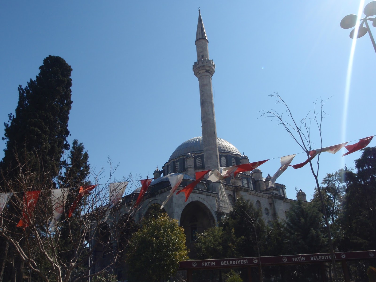 ΚΩΝΣΤΑΝΤΙΝΟΥΠΟΛΗ: HEKIMOGLU ALI PASA CAMII.
