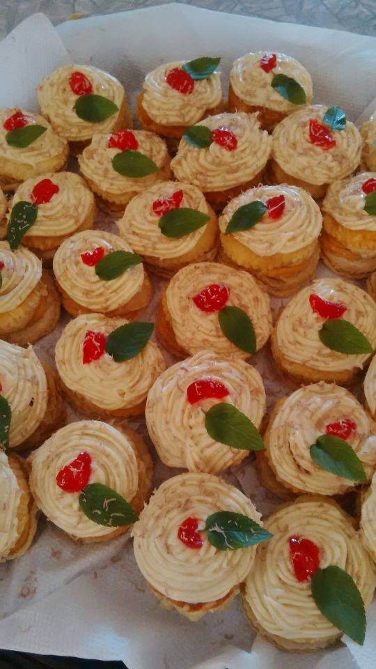 In en om die huis: PETRE SE TAMBOESIES