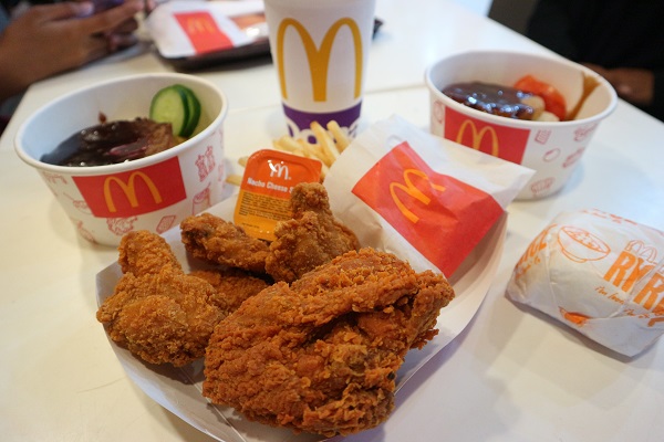 Nyobain Spicy Chicken, Crunchy Buffalo Wings, Bulgogi Beef Rice, dan ...