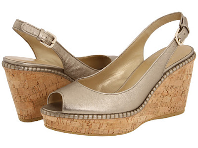 Wedge Issue - une femme x susan blakey