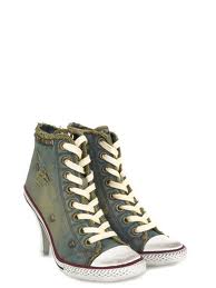 Novidades Teens: All Star com salto