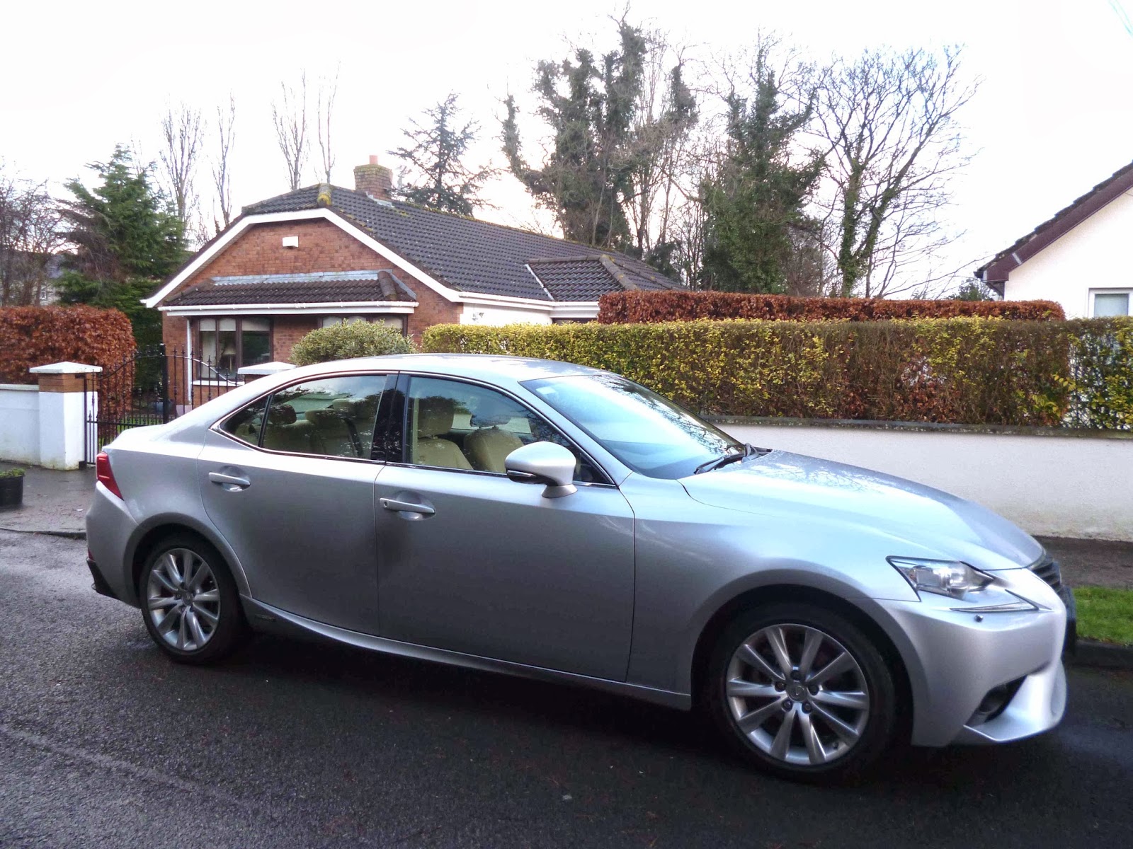 Irish Car+Travel Magazine: Road test: Lexus IS 300h