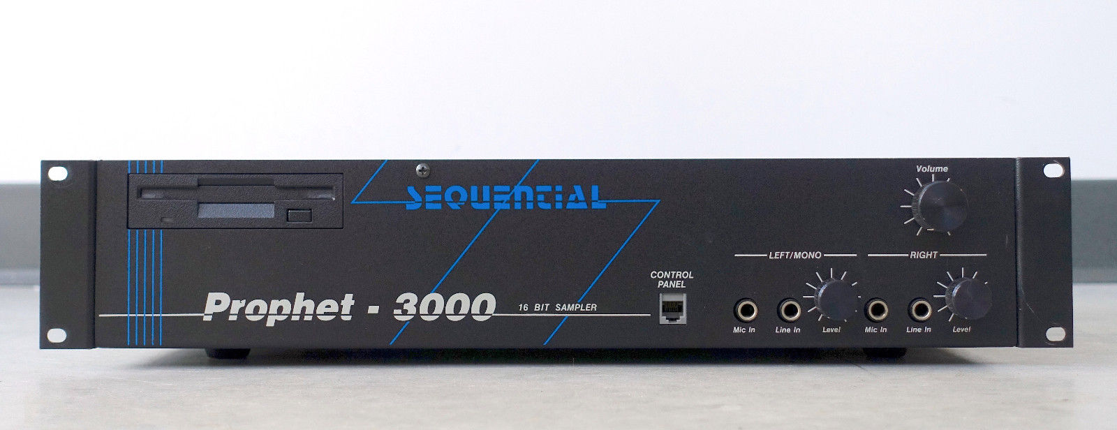 MATRIXSYNTH: Rare Sequential Circuits Prophet 3000 Vintage Sampler Synth