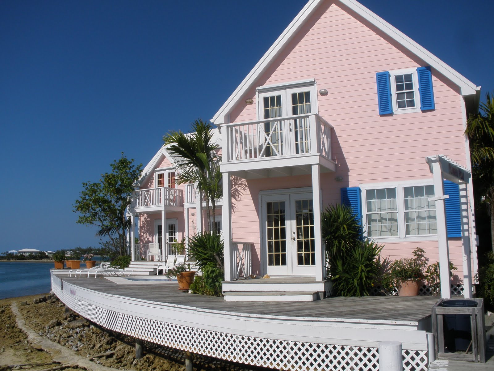 DecoPix by Tiina: Bahamian Architecture