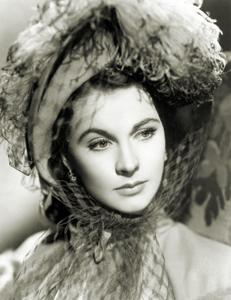 Gods and Foolish Grandeur: Vivien Leigh as Lady Hamilton, costumes by ...