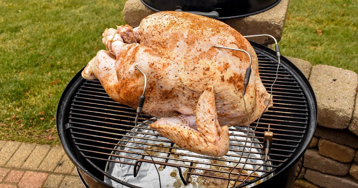 Russ' Culinary Adventures: 24 lb Turkey on the 22.5" Weber Smokey Mountain
