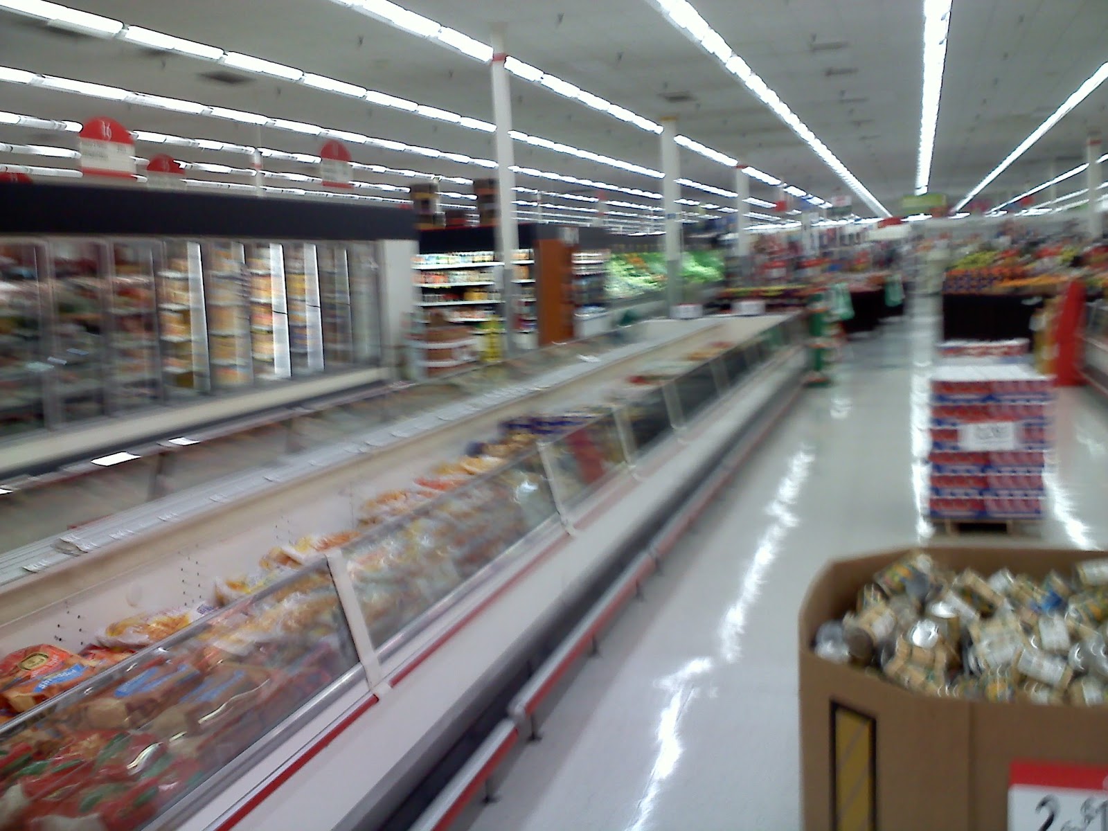 Dead and Dying retail: Super Kmart in Mentor, Ohio