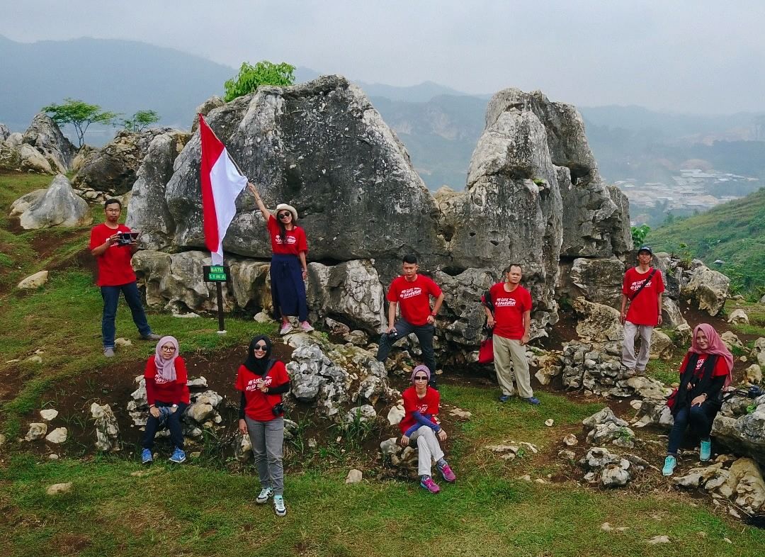 Kembali ke Jaman Batu di Stone Garden dan Eksotisme Gua Pawon - Jetrani