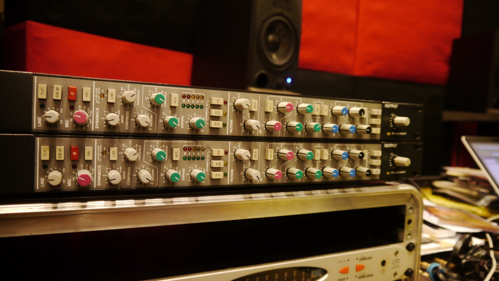 Rebel Sound Studio 銳博聲音樂工作室: 器材新增 SSL4000 Neve VR Mic Preamps