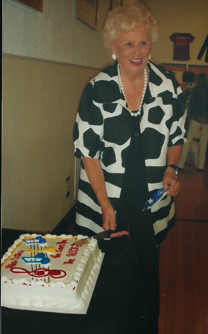 FOLLIES LATEST NEWS!: CATHY DOOLEY HONORED AGAIN BY NYC ROCKETTES!