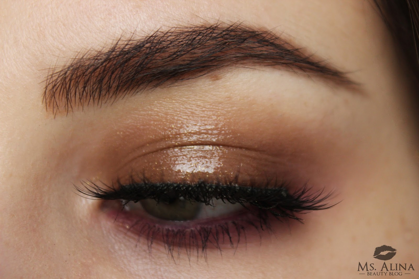 MAC Studio Eye Gloss Money Honey | Ms. Alina Blog