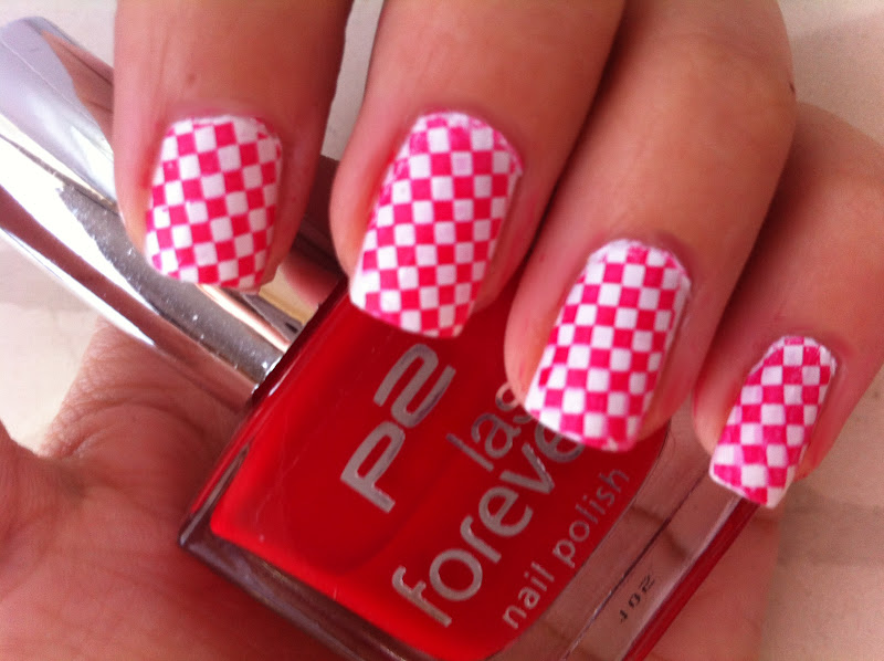 FairyAna: Euro 2012 fan nails