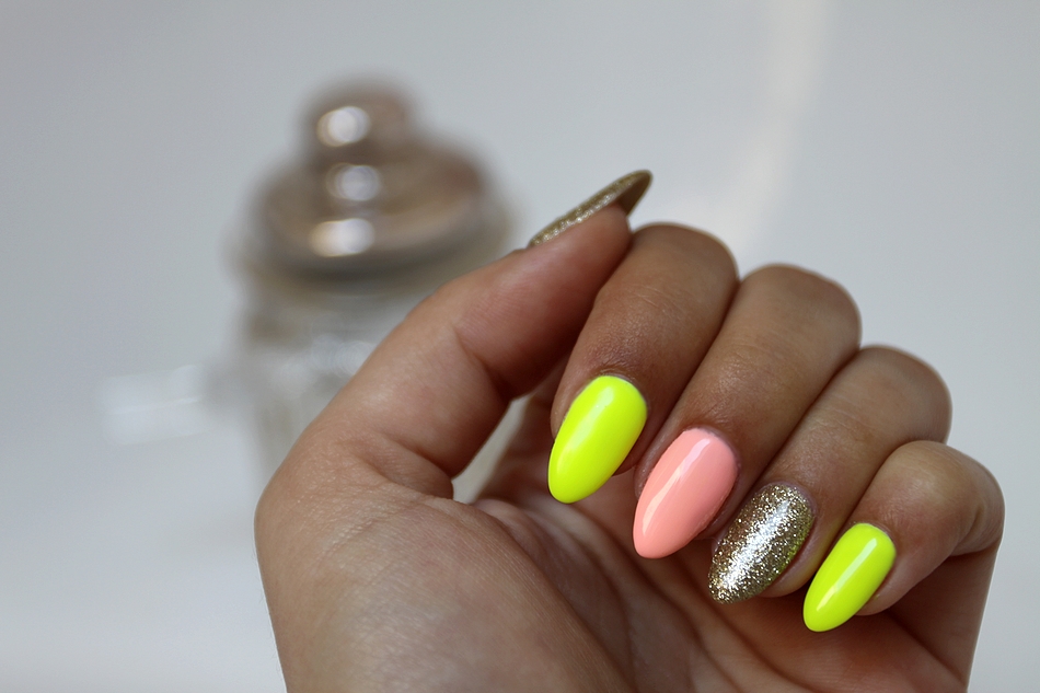 Semilac: Summer Nails