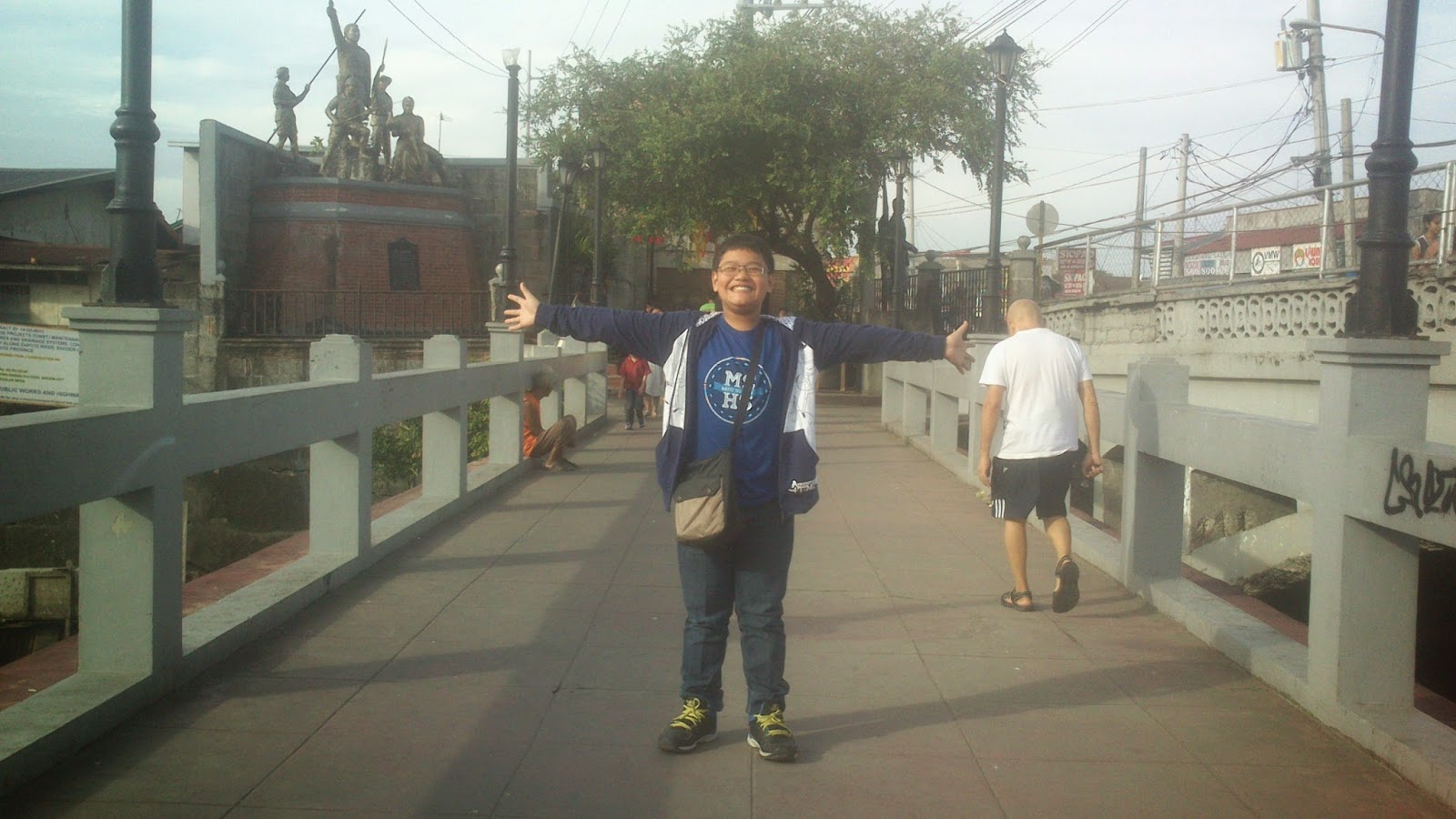 Filipino Blog Mini Fieldtrip: Zapote Bridge