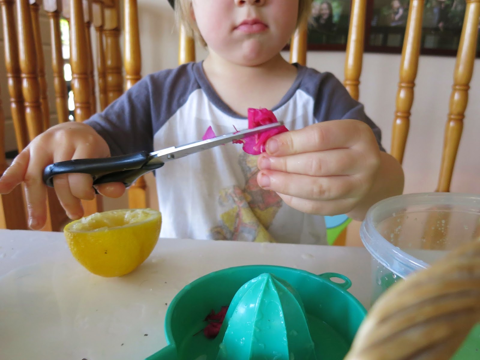 Learn with Play at Home: Sensory Spring Table Investigation. Invitation ...