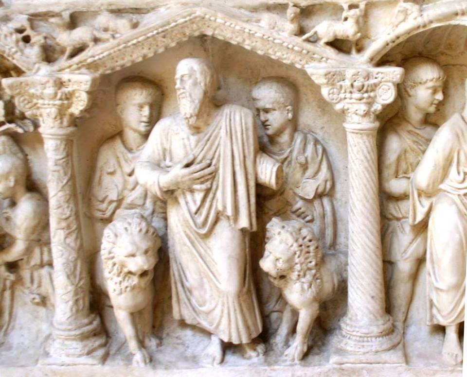 PROROK DANIEL Z LWAMI, SARKOFAG JUNIUSA BASSUSA, MARMUR, 359 R. N.E., RZYM.