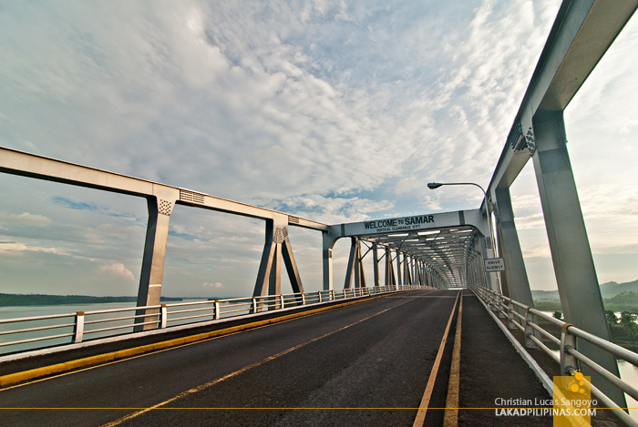 LEYTE | Crossing the San Juanico Bridge in Tacloban - Lakad Pilipinas