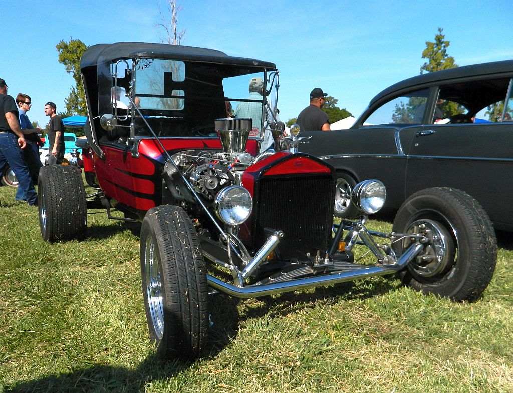 Toonsville: Hot Rods, Rat Rods and Customs