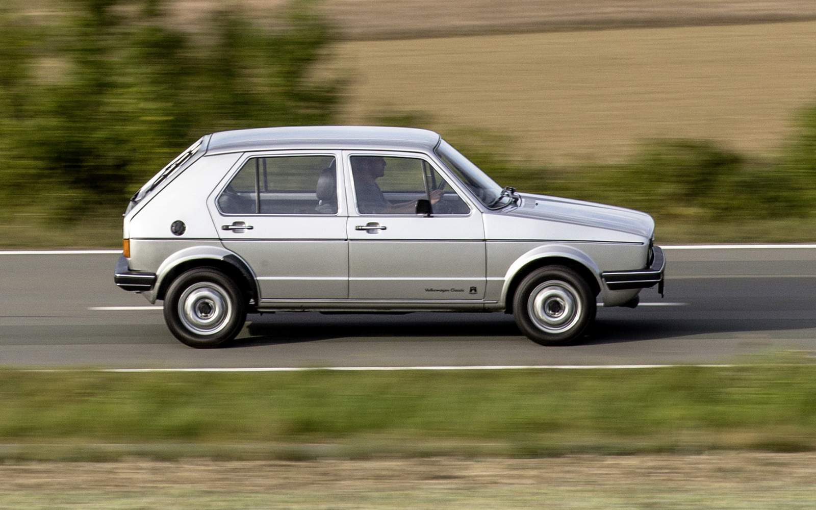 Volkswagen Golf: gerações 1 a 7 - imagens e histórico