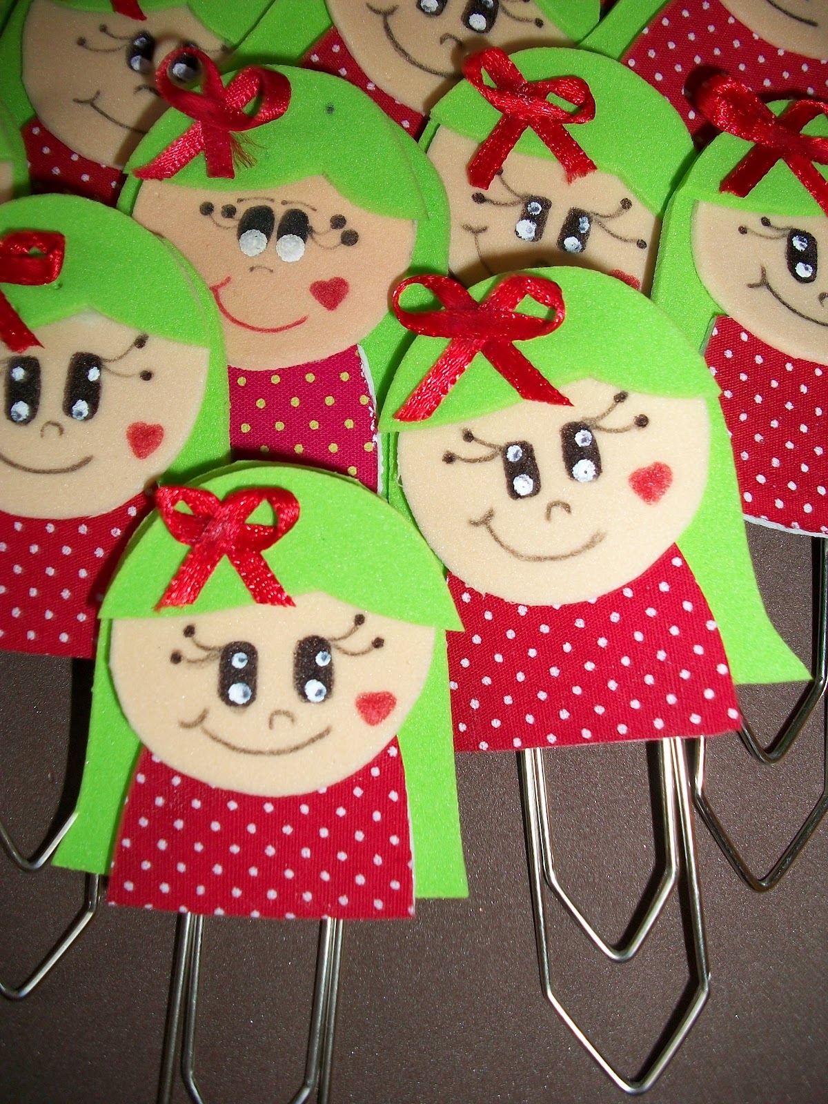 ATELIER CORES E FORMAS: MOLDE DO CLIPS DECORADO PARA MENINAS