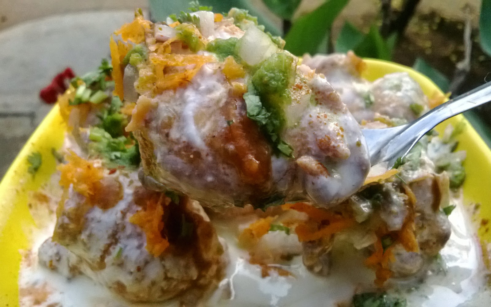 BananaLeaf Recipes: Dahi Vada - Curd Vadi North Indian Style