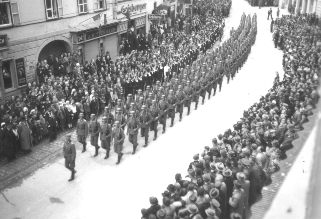 Imagini inedite cu Sibiu din Cel de-al Doilea Razboi Mondial