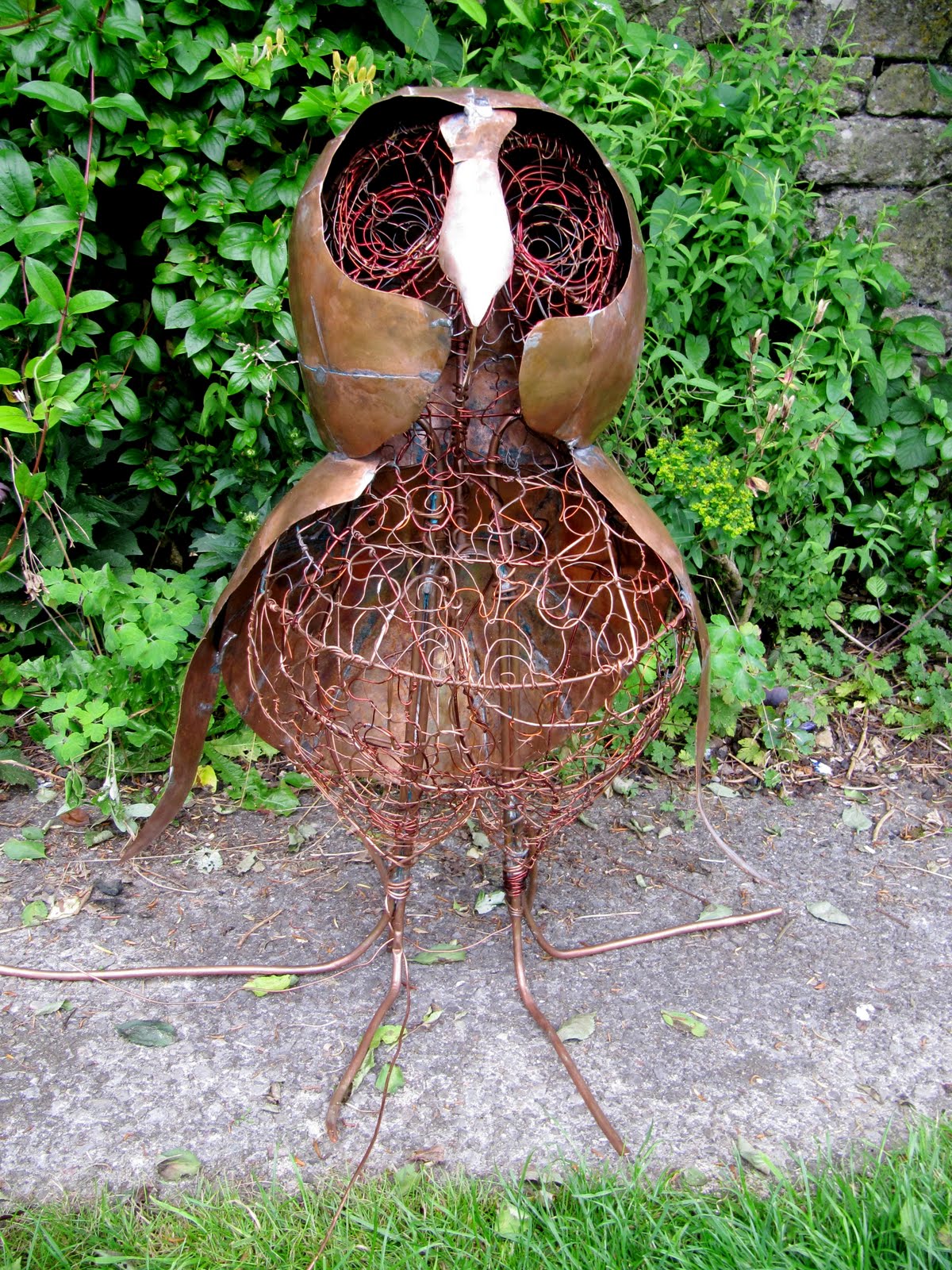 SCRAPTORS SCULPTURE GROUP: August 2011