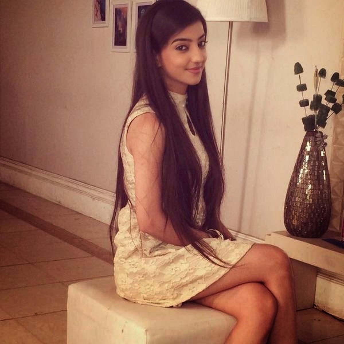 Beautiful Loveleen Kaur Sasan HD Wallpaper - all 4u stars wallpaper