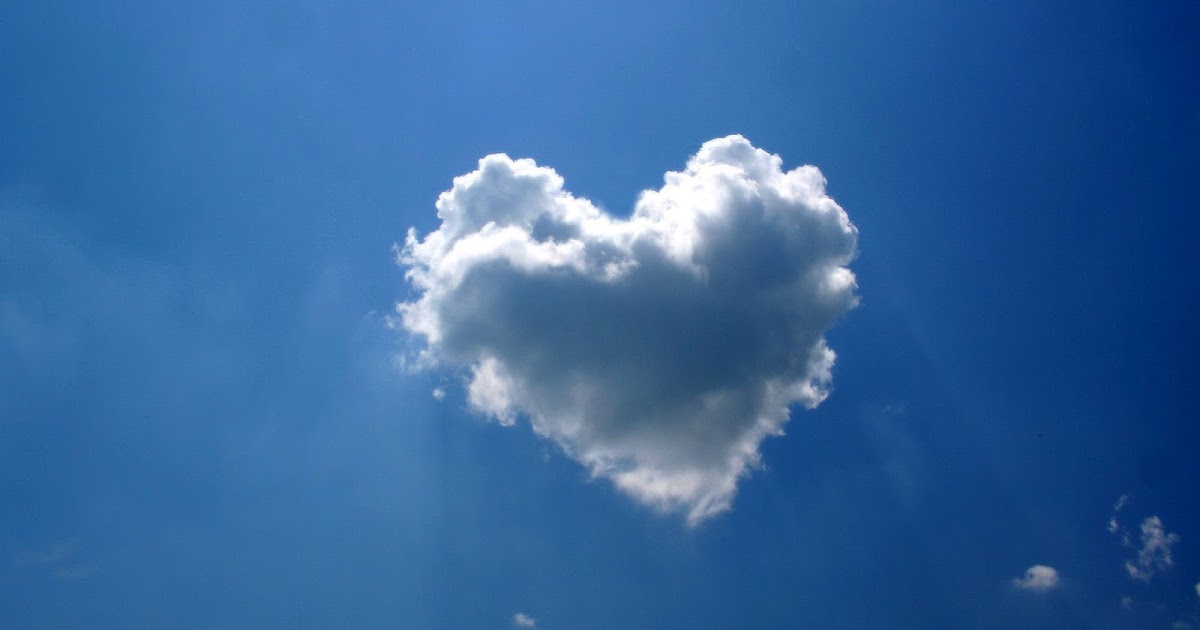 Hartje in de vorm van een wolk | Mooie Leuke Achtergronden Voor Je ...