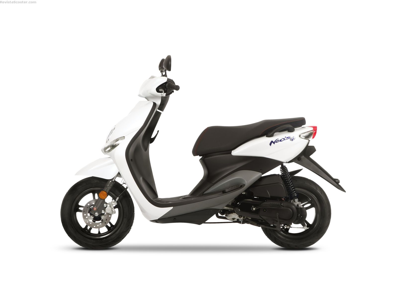 Revista Scooter: Nueva Yamaha Neo's 2013 de 50 cc y con motor de cuatro ...