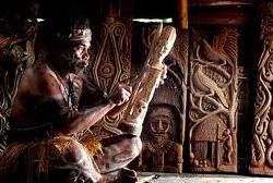 Mengenal Suku Asmat - SMA AL HIKMAH MUNCAR