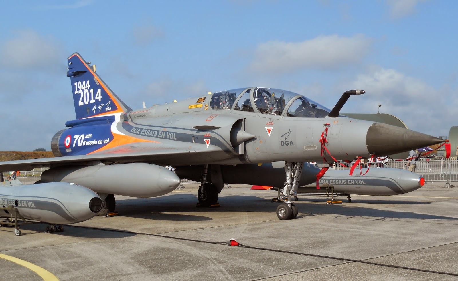 PHILATELIE et AVIATION MILITAIRE: FRANKIE GOES TO CAZAUX