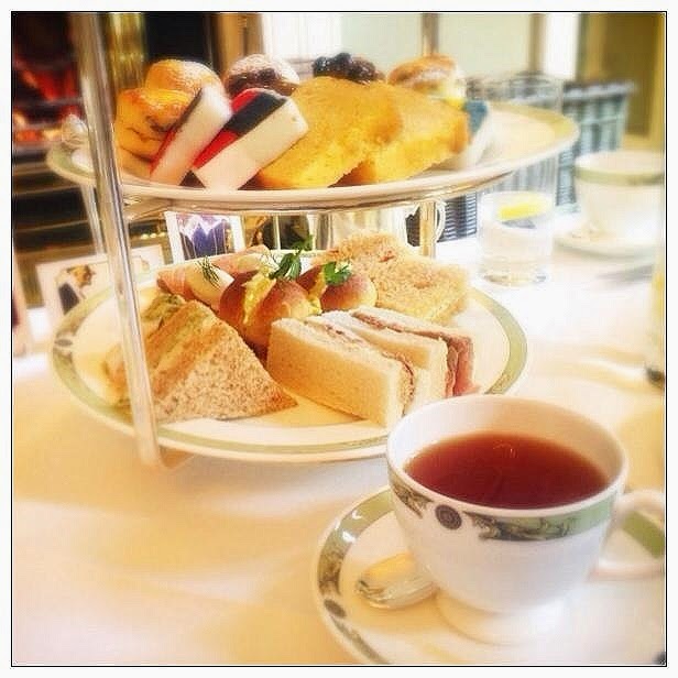 The Game Bird Food Chronicles: Review: Afternoon Tea in the Merrion Hotel