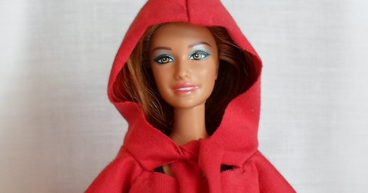 Happier Than A Pig In Mud: Hooded Cape/Poncho for Barbie -Free Pattern ...